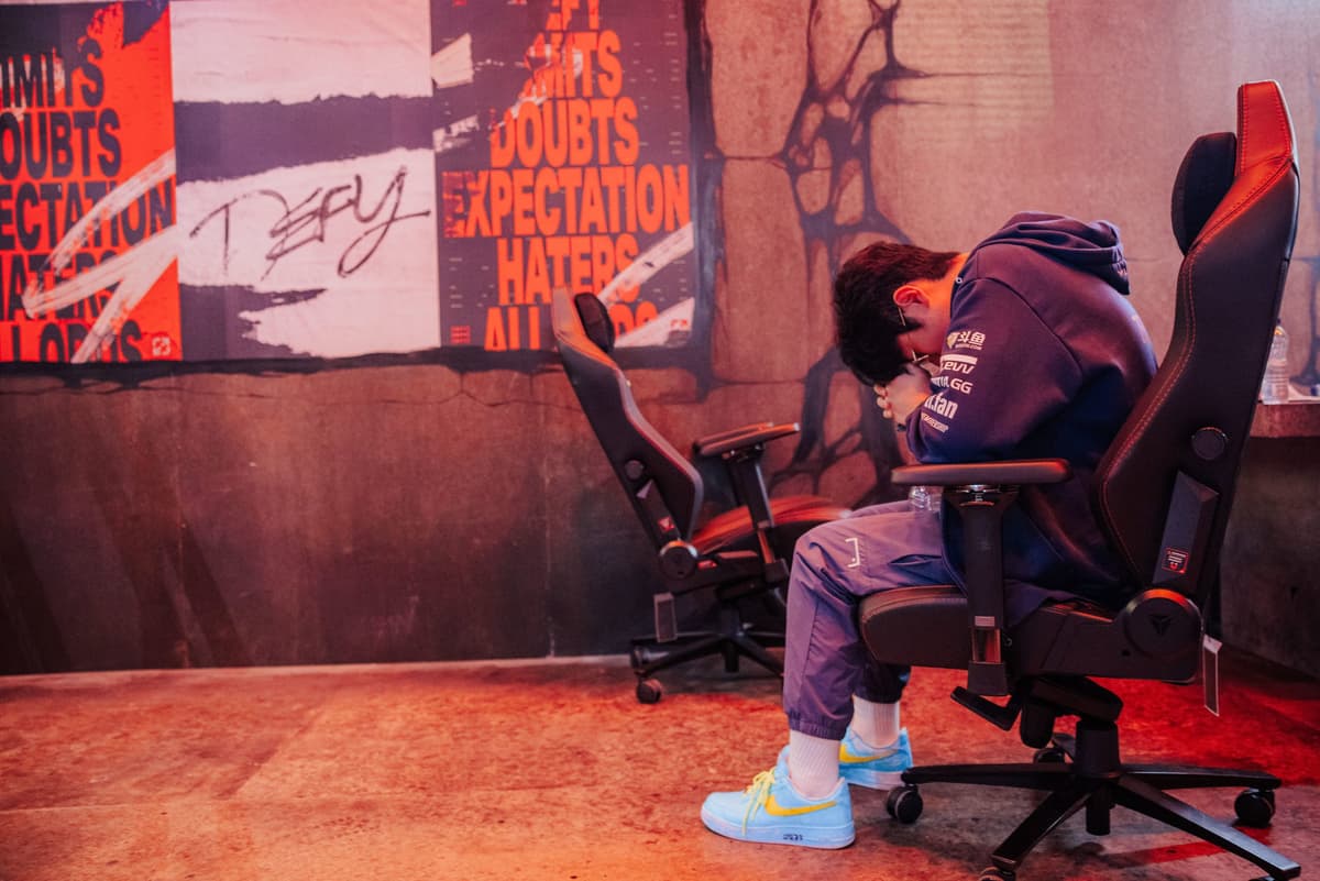Zeus officially joins Hanwha Life Esports for LCK 2025