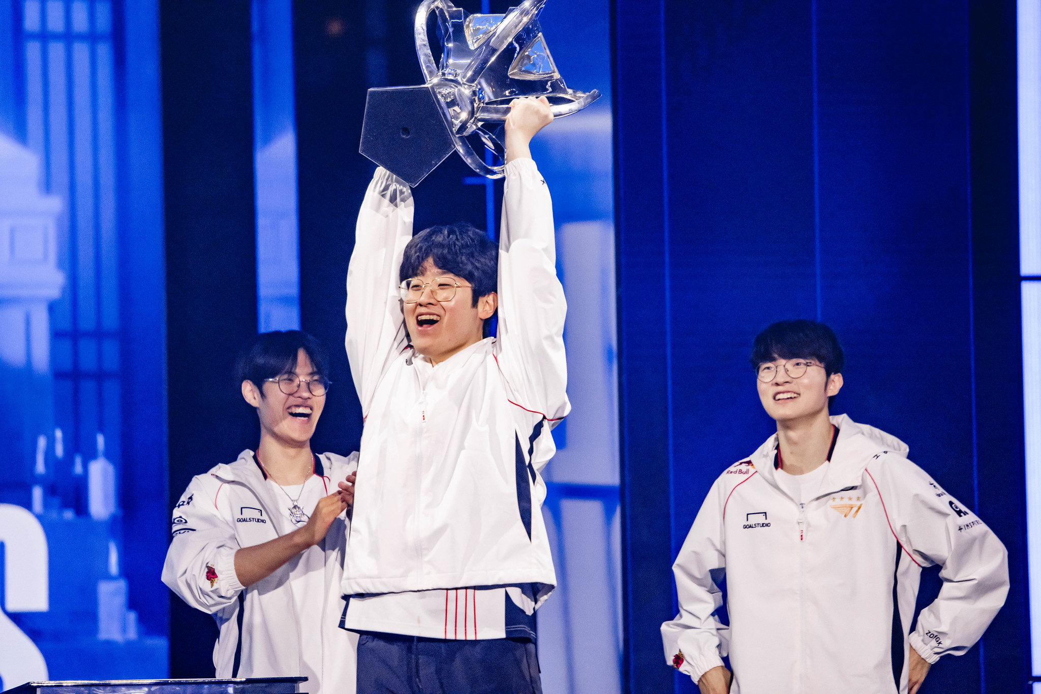 T1 Issue Official Apology to Zeus After Transfer Mishandling